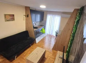 Izdavanje Garsonjera - Niš