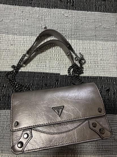 guess torbica