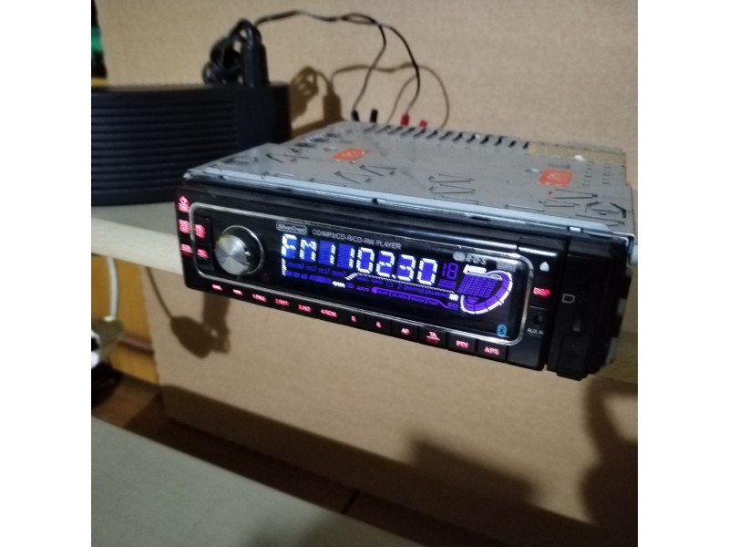 Auto radio