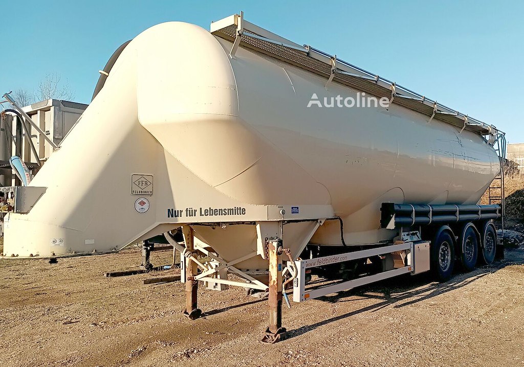 Feldbinder EUT 54.3 for cement or powwder cisterna za prevoz cementa