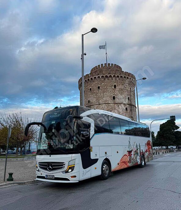 Mercedes-Benz Travego 15 turistički autobus