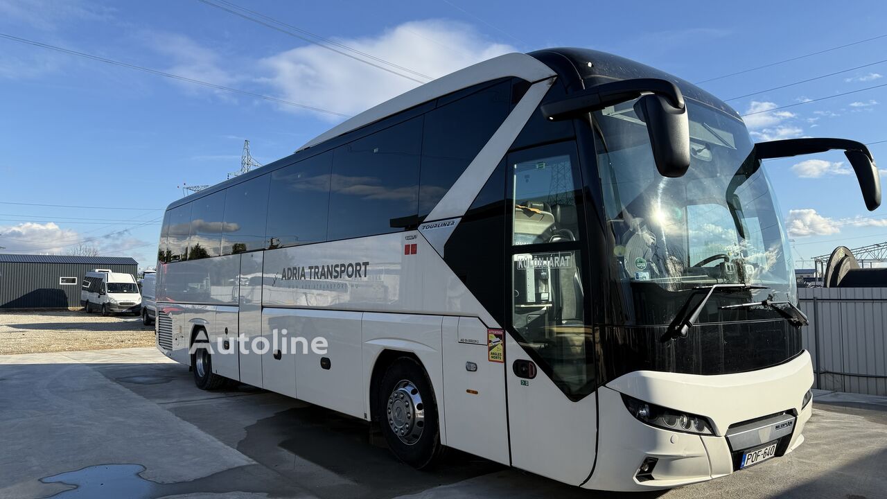 Neoplan Tourliner P21 turistički autobus
