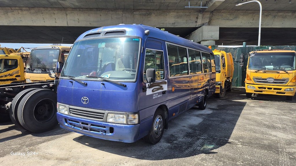 Toyota Coaster .... TOYOTA JAPAN ...pas chinois ...T185 prigradski autobus