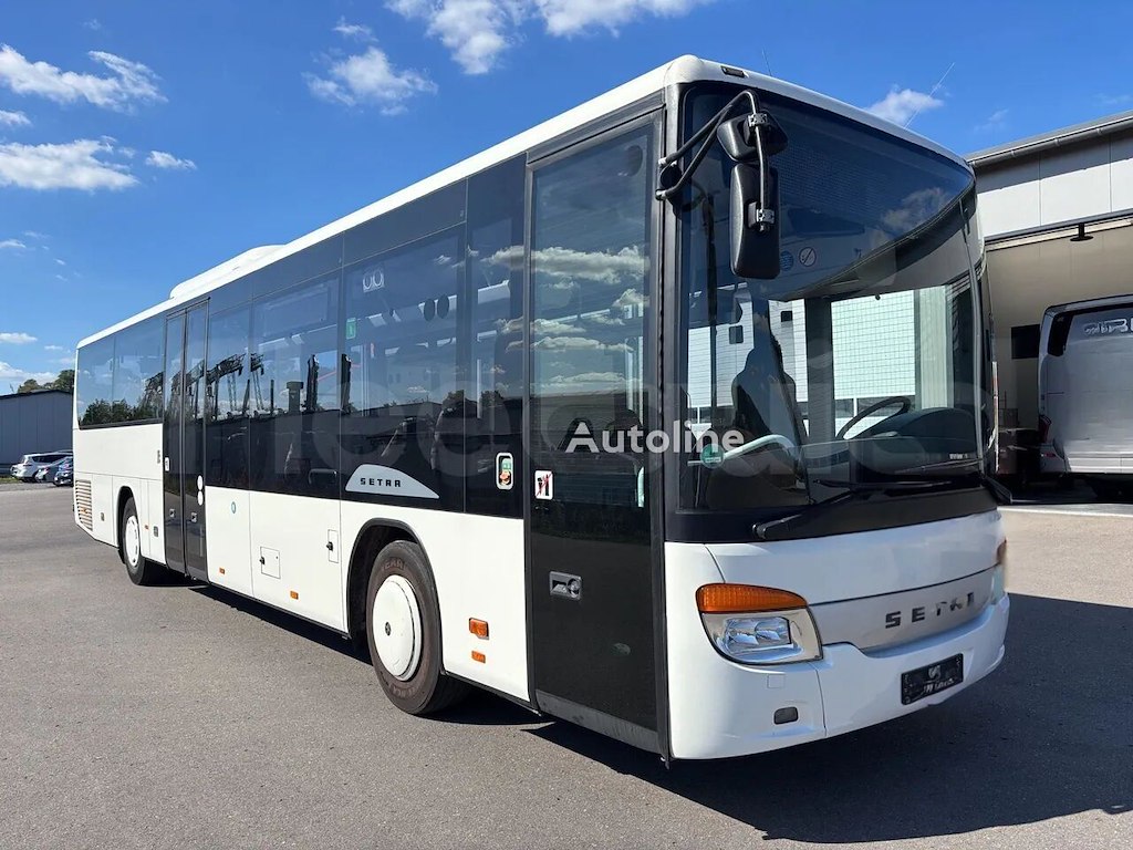 Setra S415 prigradski autobus