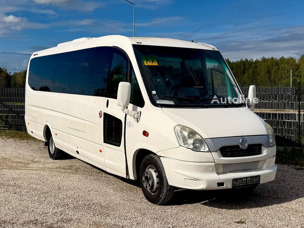 IVECO Daily Ferqui Sunrise prigradski autobus