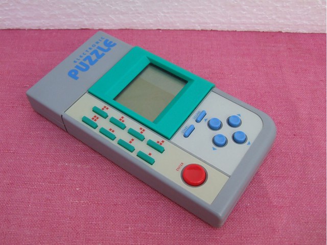 Electronic Puzzle retro rucna konzola RETKO ocuvano+GAR