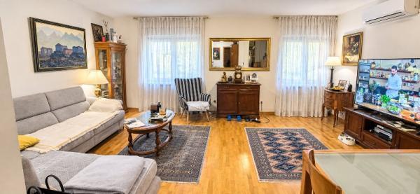 Mihaila Gavrilovića, Trosoban stan na prodaju, 83m2, 360.000€