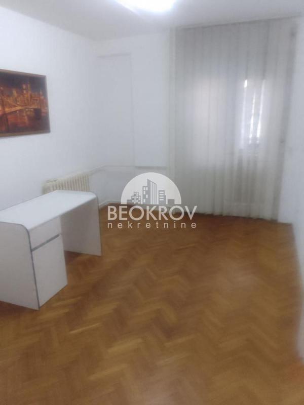 Vuka Karadžića, Dvoiposoban stan za izdavanje, 53m2, 600€