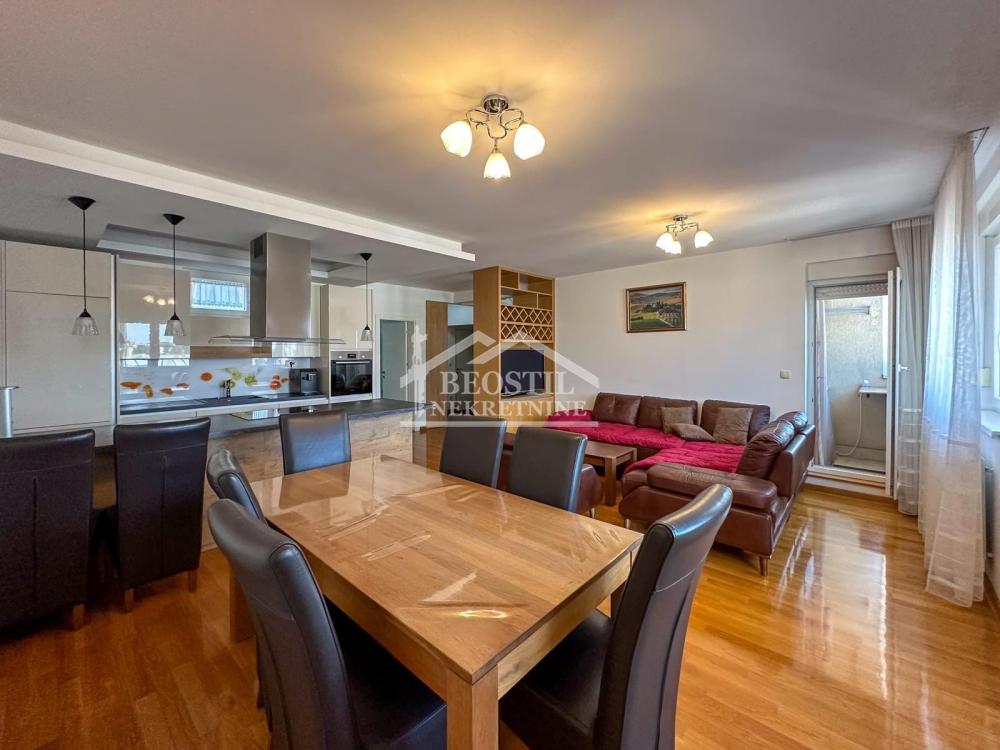 Penthouse, Đeram 375.000e plus garaža 20.000e ID#25865
375.000 €
