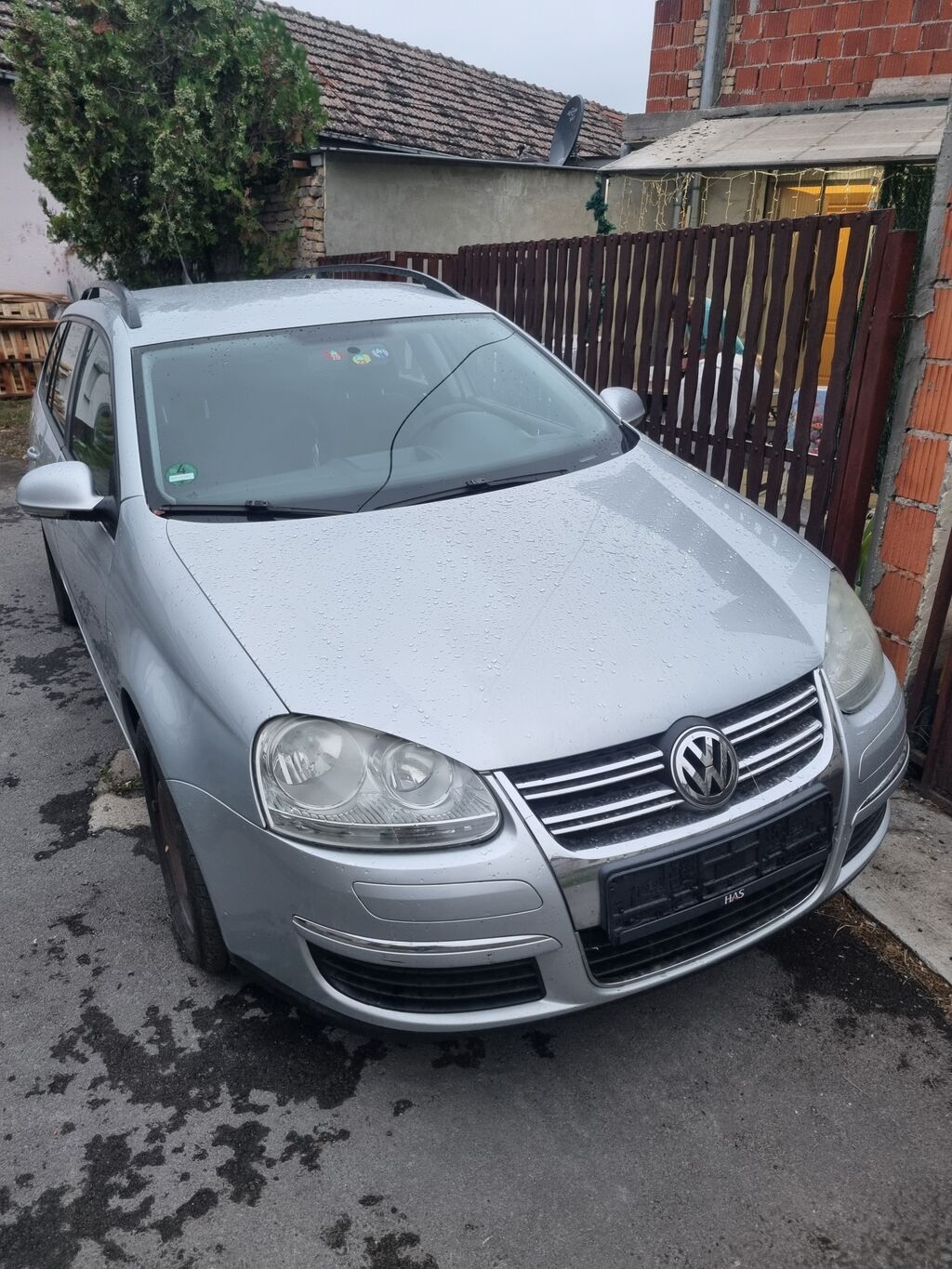 Golf 5 1.9 tdi 105ks 2008god Na ime kupca auto je perfektan bes