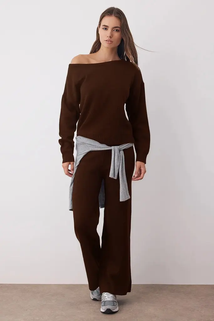 Trendyol Milla ženski set duks-pantalone Twoaw26Au00043, braon-braon