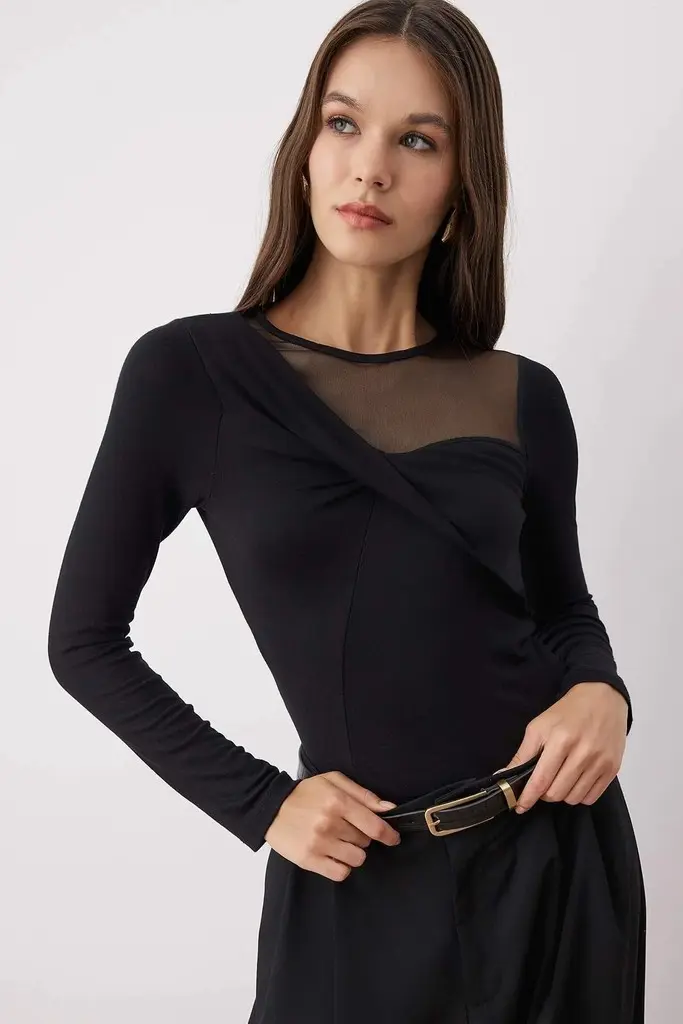 Trendyol Milla ženska bluza Twoaw26Bz00173, Crna- Crna