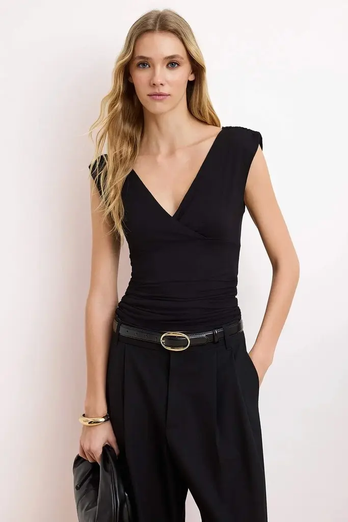 Trendyol Milla Ženska bluza, Crna