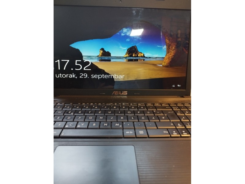 ASUA laptop F55A
