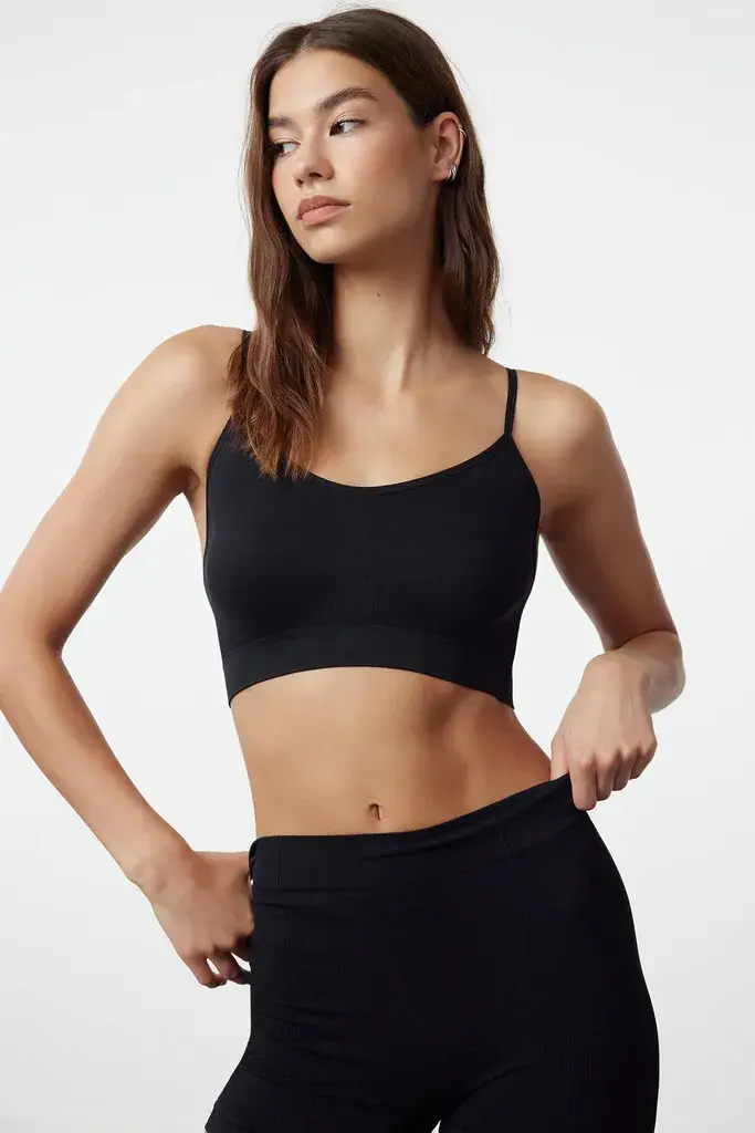 Trendyol Milla Ženski top THMAW21BS0002, Crni