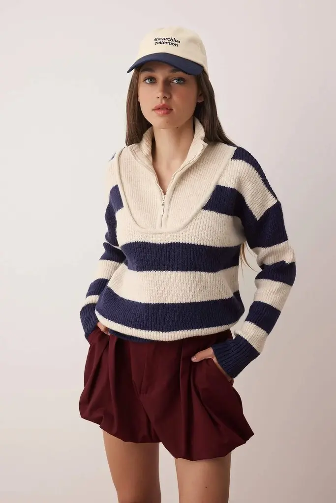 Trendyol Milla ženski duks Twoaw26Kz00130, tamnoplava