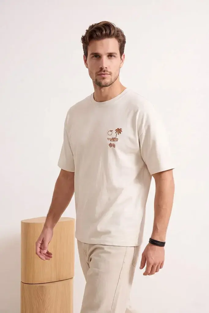 Trendyol Muška majica Tmnss26Ts00051, Krem
