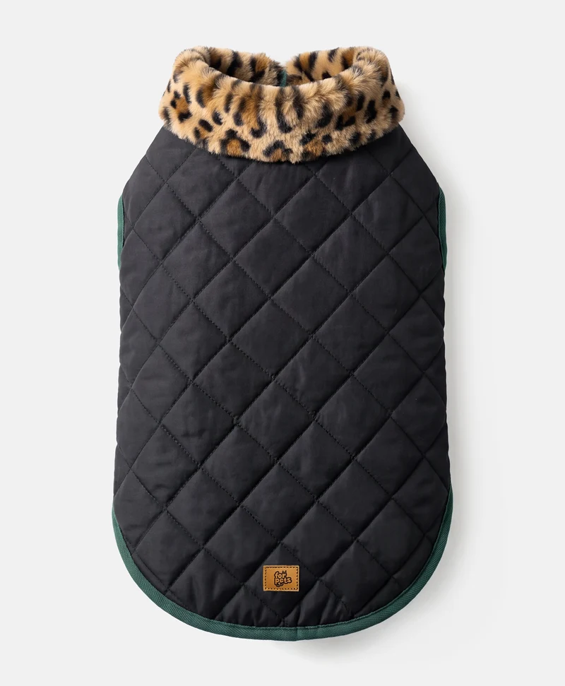 Prošivena jakna sa okovratnikom u leopard dezenu