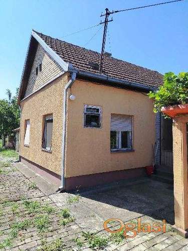 *** RAVNO SELO- OČUVANA KUĆA NA PRODAJU ODMAH USELJIVA ***