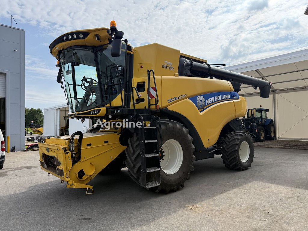 New Holland CR8.80 kombajn za žito