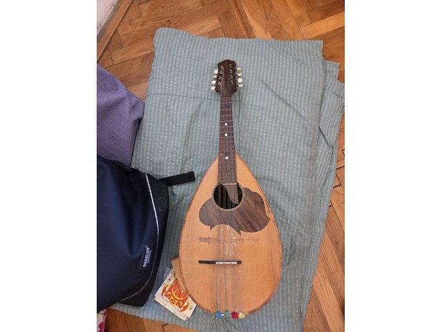 Mandolina