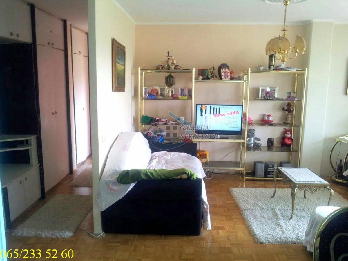 Dvoiposoban stan za izdavanje, Cerak Vinogradi, Beograd, 65m², 600 €/mes