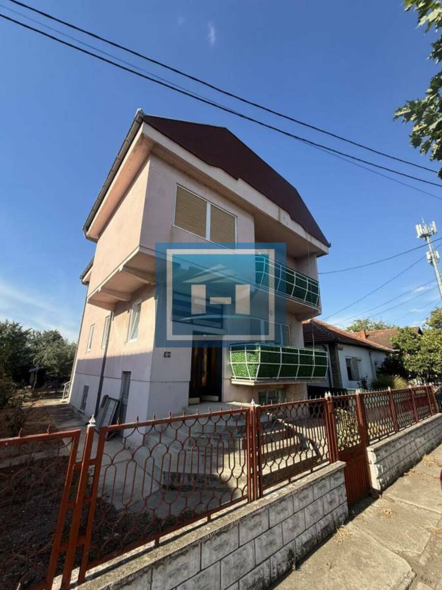 Kuća, Ćuprija | Izdavanje · 300m² · 350€