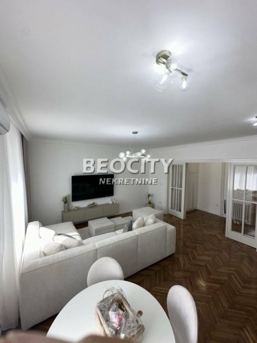 Trosoban stan, Novi Sad – Centar | Izdavanje · 78m² · 1.200€