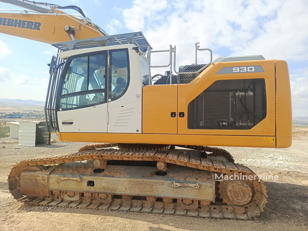 Liebherr R930 bager guseničar
