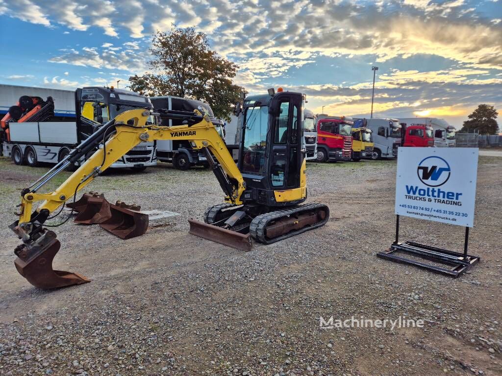 Yanmar Vio 27-6 // Powertilt // 4 buckets mini bager