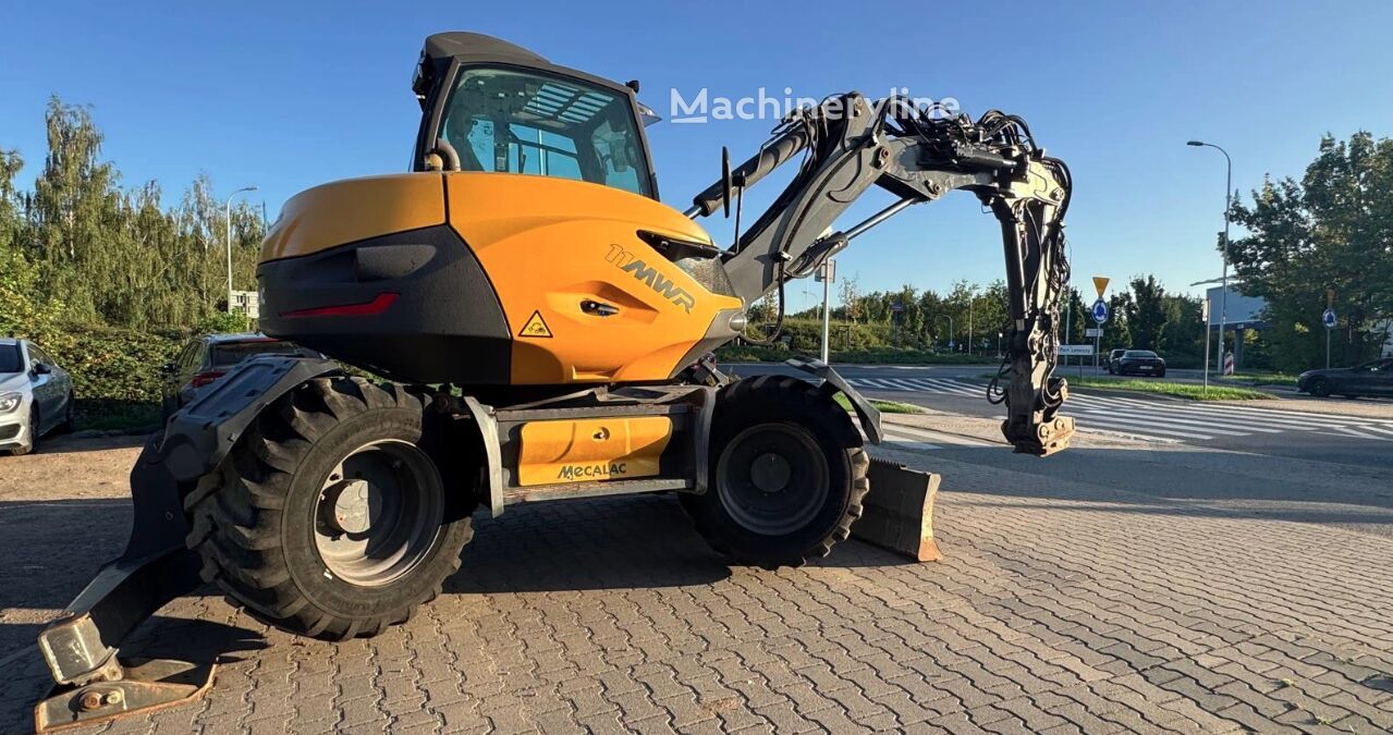 Mecalac 11MWR bager točkaš