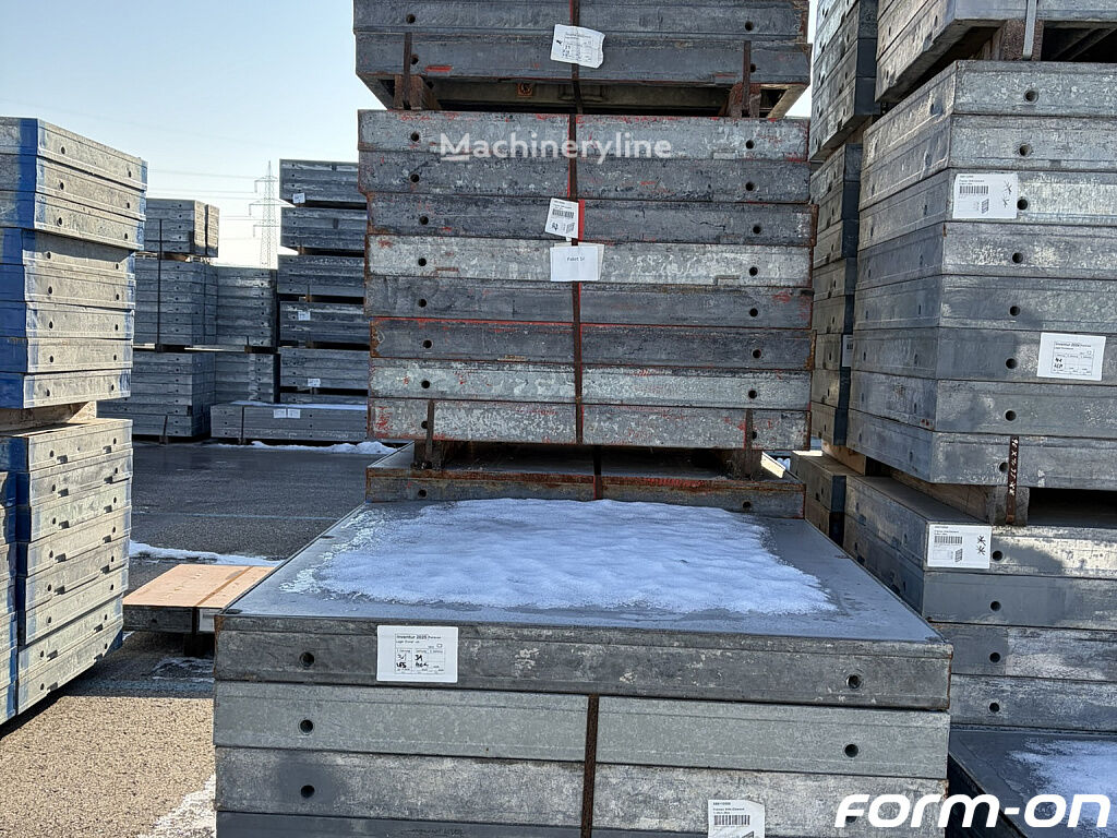 Doka Framax Xlife-Element 1,35×1,35 m – kompakte Schalungselemente, s zidna oplata