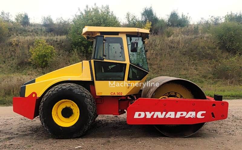 Dynapac CA 302 D kompaktor s jednim valjkom