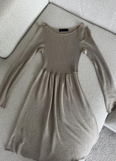 Zara prelepa svetlucava haljina