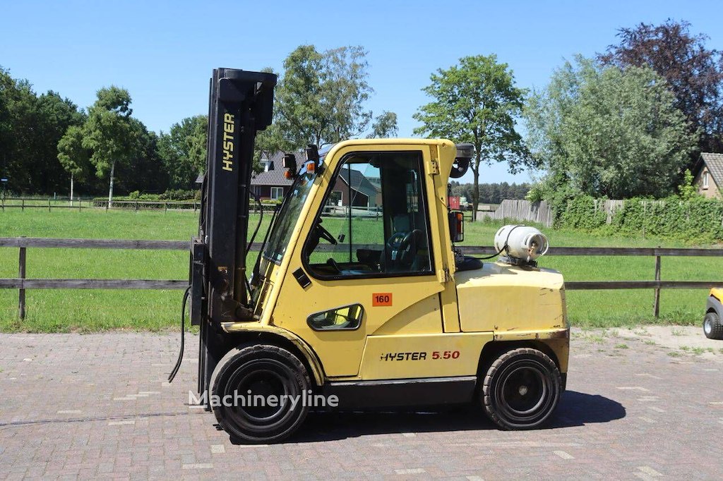 Prodaje se Hyster H5.50XM viljuškar na gas na aukciji