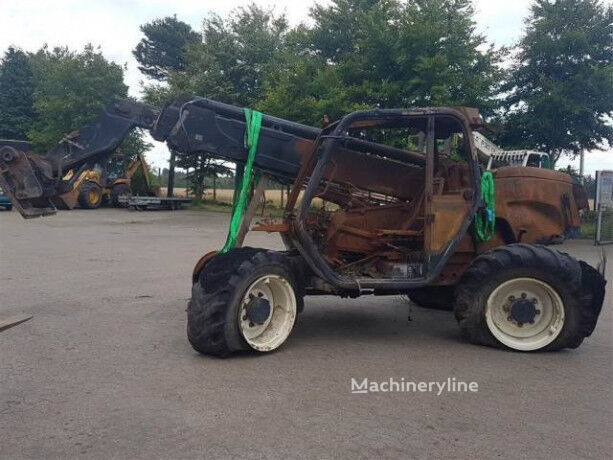 New Holland LM445 teleskopski utovarivač