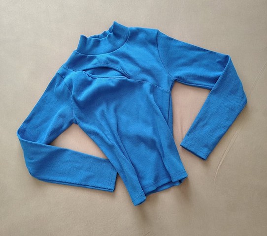 Bluza S