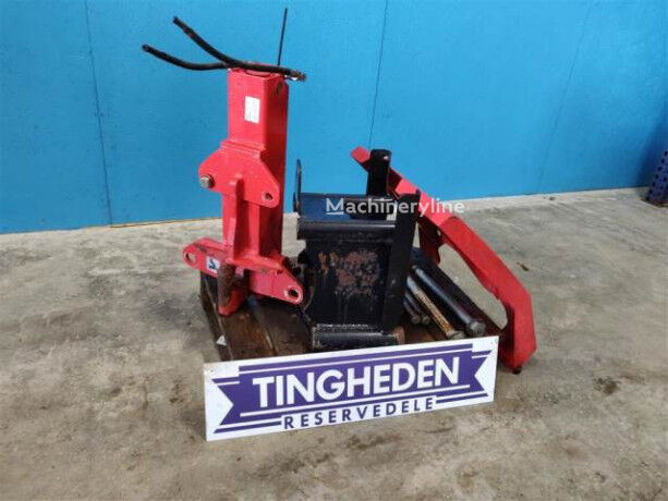 Vučna kuka za Manitou MLT735-120 teleskopskog utovarivača