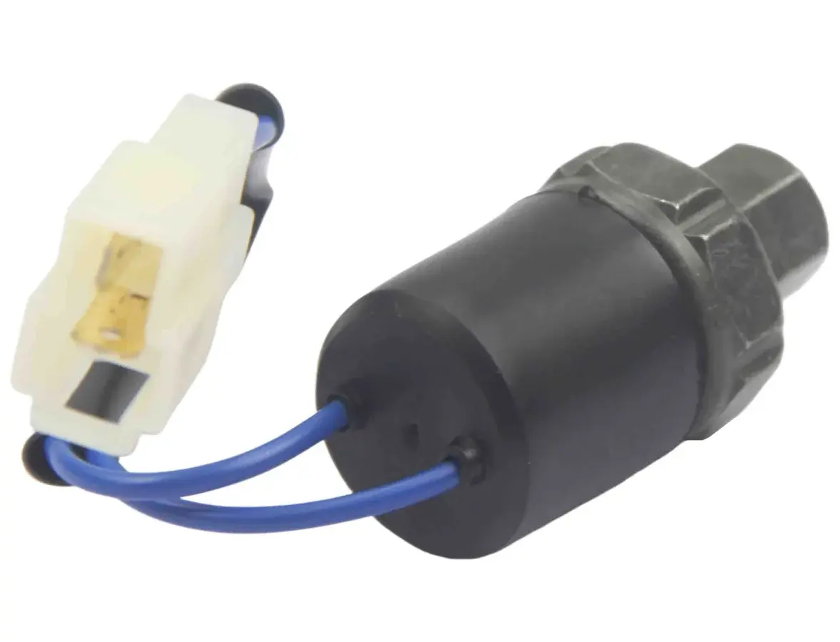 Massey Ferguson
A/C Pressure Switch - 3931354M1