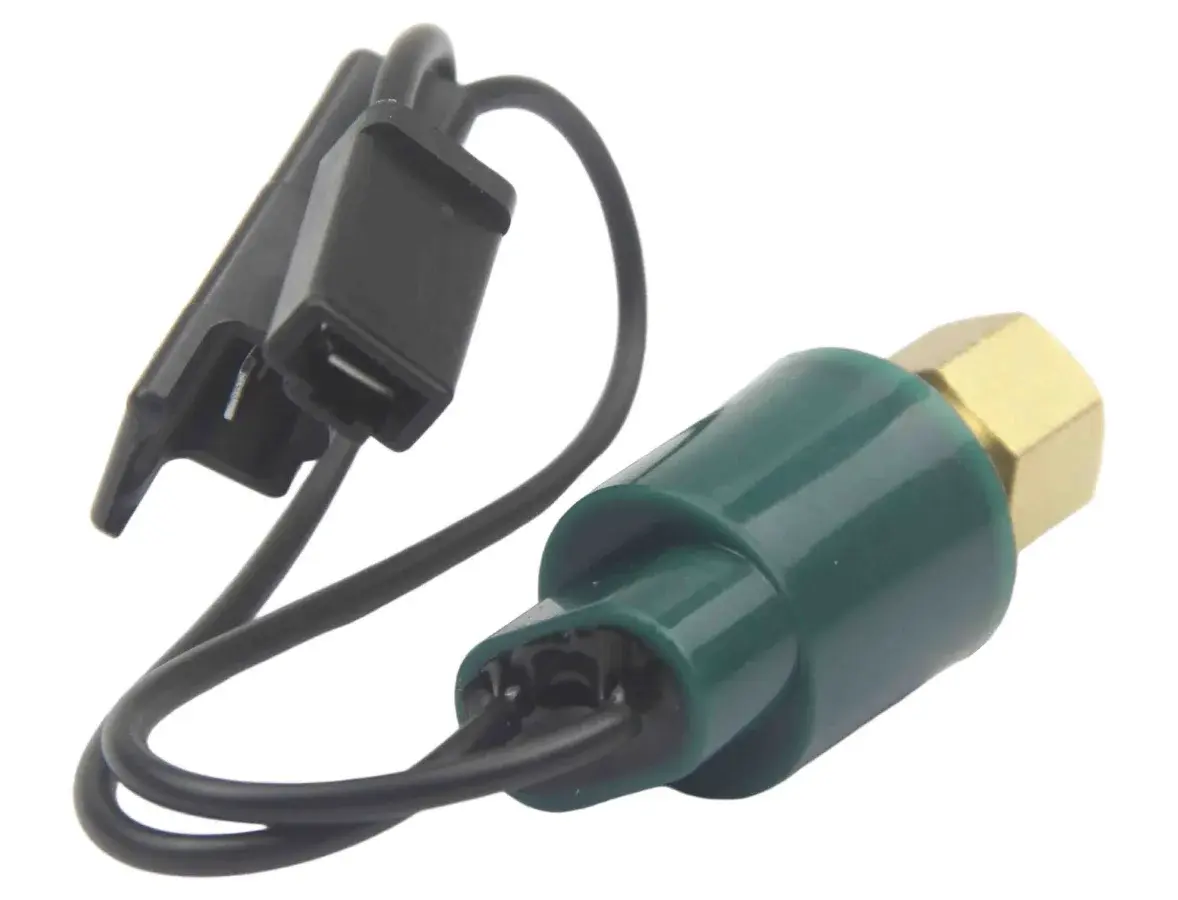 Case IH
A/C Pressure Switch - 539069R2,A65779,86000573,9707448,539069R1,71190643,72506492