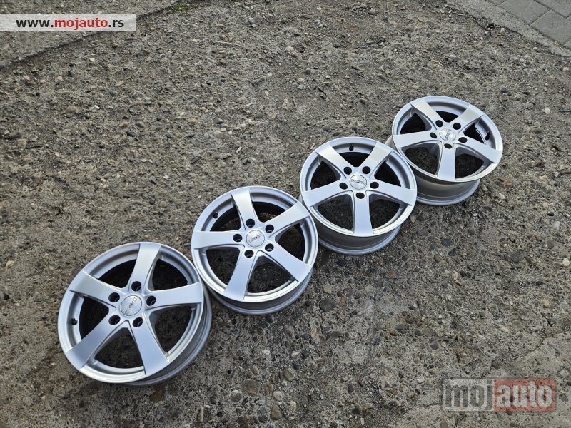 AluFelne 15Coli 5x114,3 Hyundai Kia kao nove odlicne
