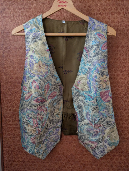 Vintage prsluk %%%na 700