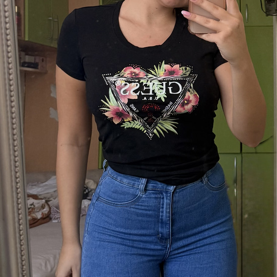 Guess crna majica ORIGINAL