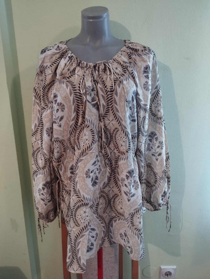 Nova sarena tunika H@M,velicina 46-48 ili 2 XL