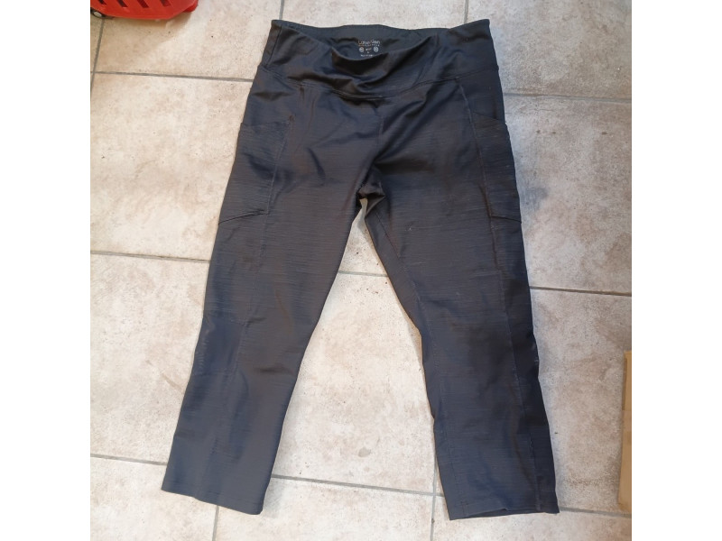 CALVIN KLEIN--SAVRSENE HELANKE VEL L 40-42