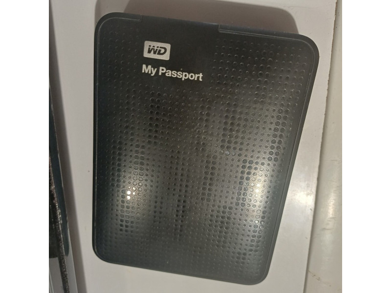 EKSTERNI HARD DISK WD 2 TB