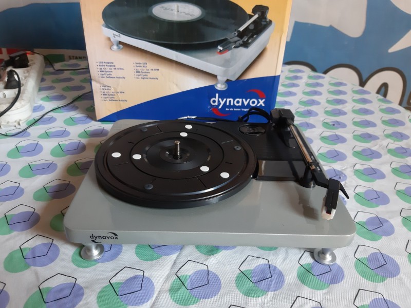 gramofon marke dynavox