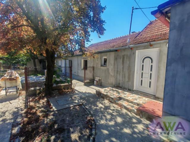 Sombor, Mlake – kuća 149 m², plac 1.046 m²