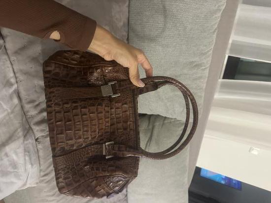 Armani torba braon kožna