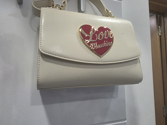Moschino Sniženo 10.000